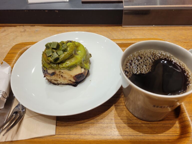 Trying Cinnabon in Japan - what differences can you expect?