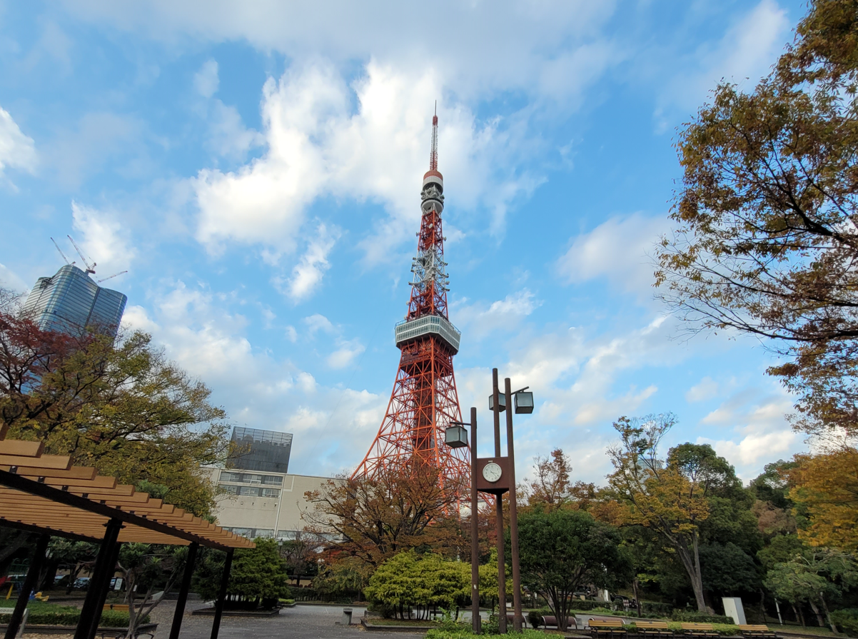 Exploring the architectural beauty of Tokyo Tower